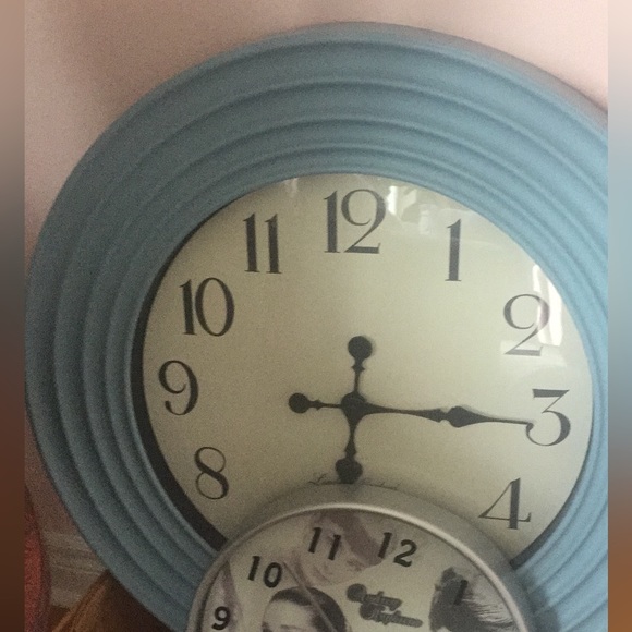Wall Decor | Firm House Style Clock Very Chick And One Audrey Hepburn ...
